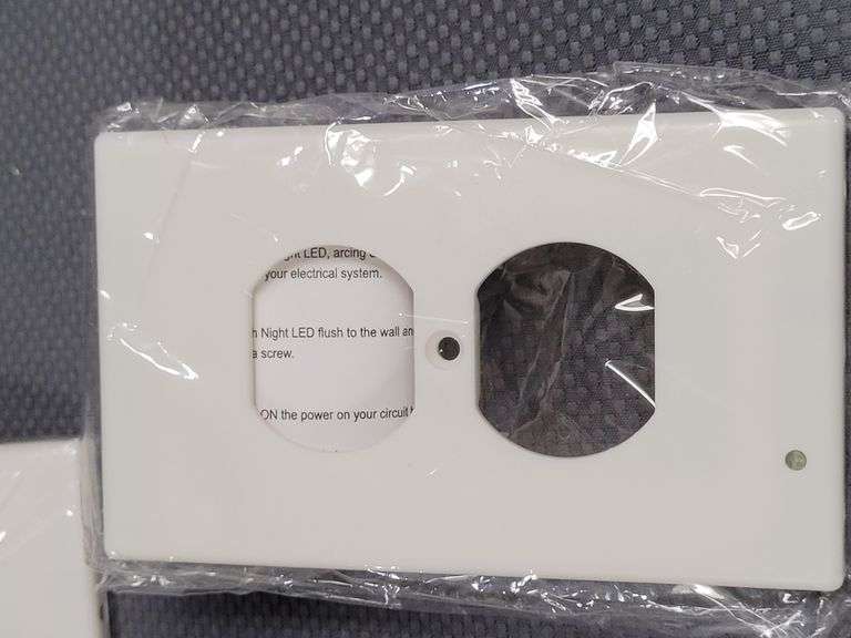 New Light/Electrical Plates - Auction Ohio