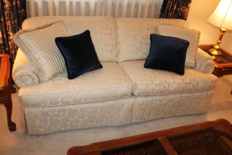 Ivory Damask Sofa - Auction Ohio