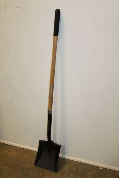 Silverback Square Head Shovel - Auction Ohio