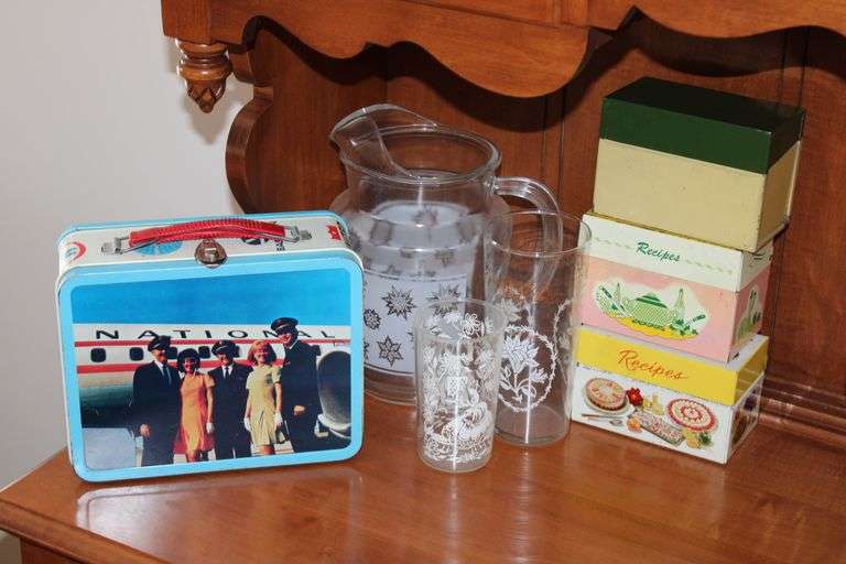 MCM Aviation Lunchbox, Glassware & Recipe Boxes - Auction Ohio