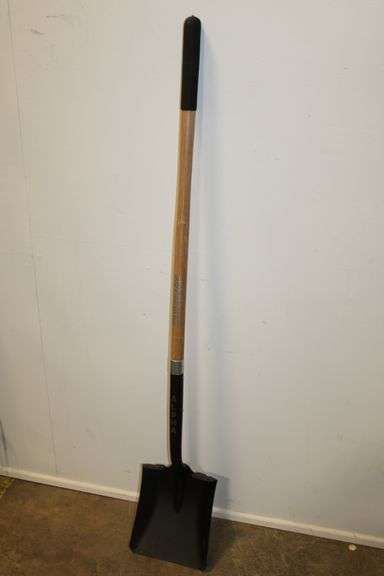 Silverback Square Head Shovel - Auction Ohio