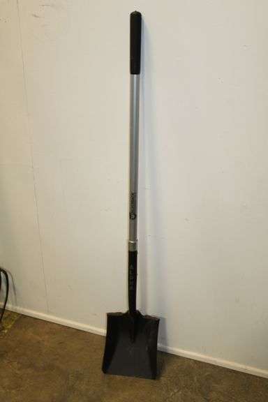 Silverback Square Head Shovel - Auction Ohio