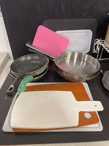 Kitchenware - Auction Ohio