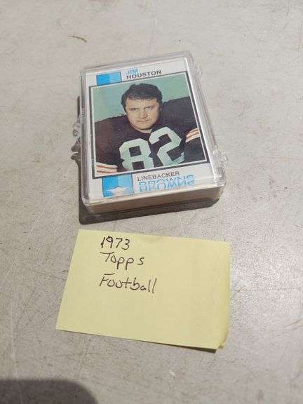 1973 Topps Football Cards - Auction Ohio