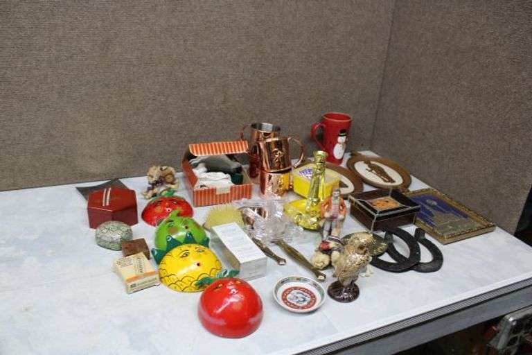 Assorted Collectibles & Decorative Items - Auction Ohio