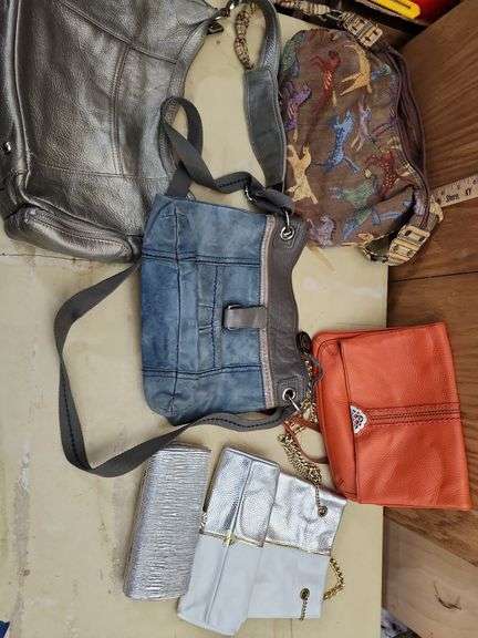 Assorted Purses - Auction Ohio