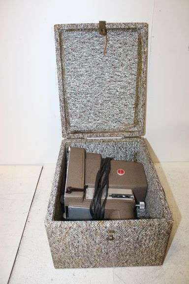 Vintage Kodak Projector - Auction Ohio