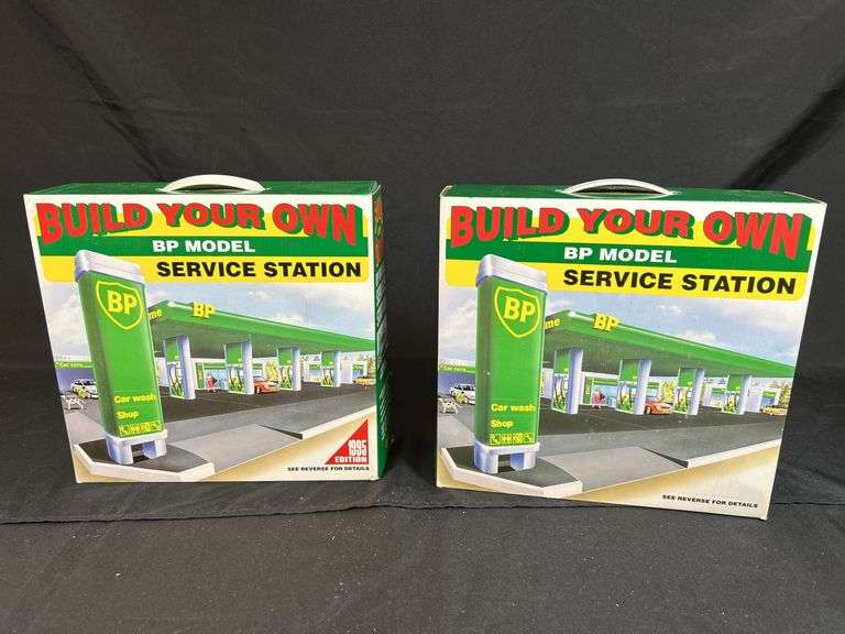 Build Your Own BP Model Service Stations - Auction Ohio