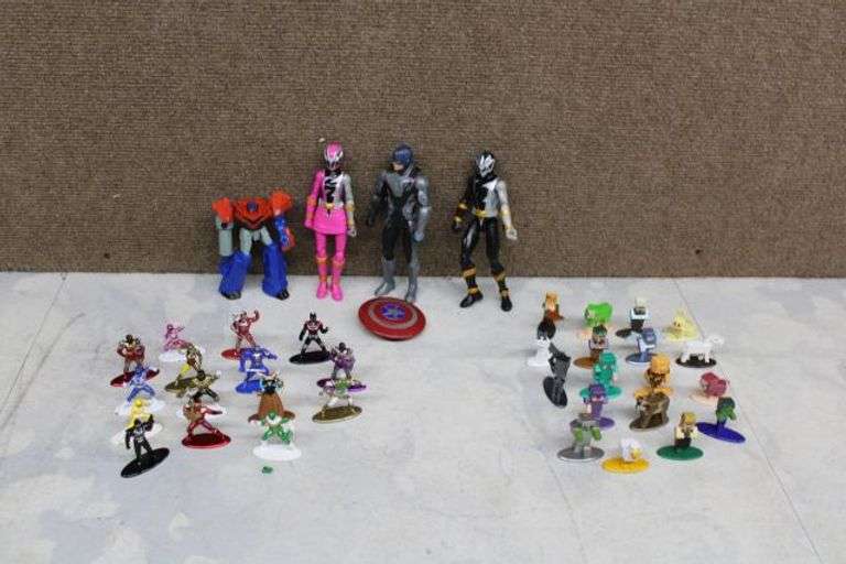 Action Figures & Collectibles - Auction Ohio