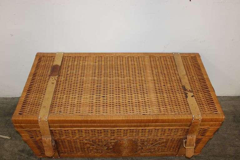 Rattan Chest - Auction Ohio