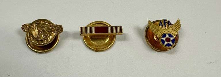 Trio of WWII Era Button Hole Badges - Auction Ohio