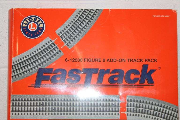Lionel Fast Track Pack - Auction Ohio