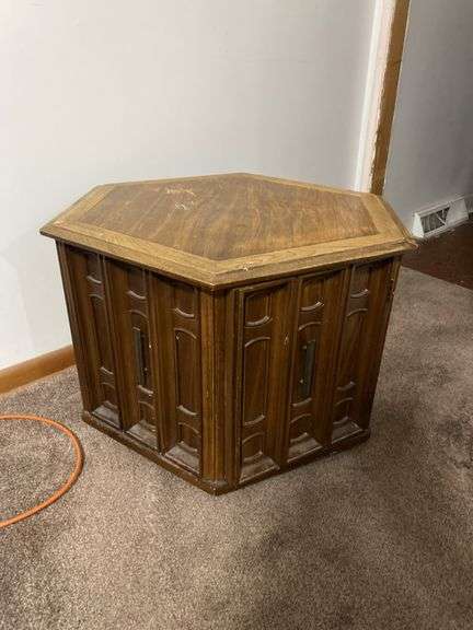 Two vintage hexagon side tables - Auction Ohio