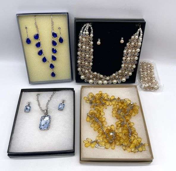 Jewelry - Necklace & Earrings - Auction Ohio