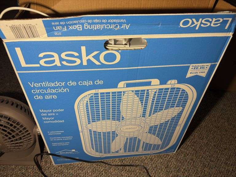 Two Fans - Auction Ohio