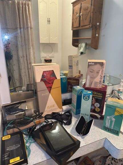 Electronics, Vtg personal care - Auction Ohio