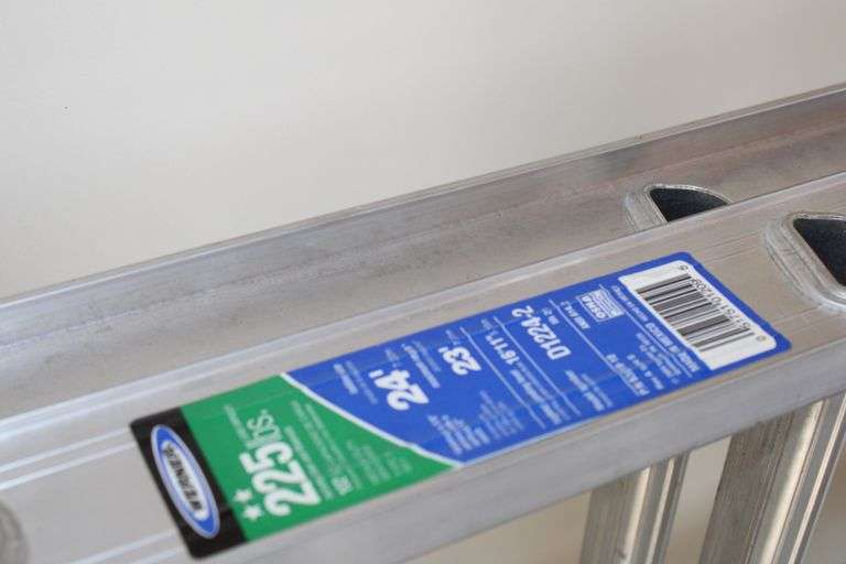 Werner 24 Foot Aluminum Extension Ladder - Auction Ohio