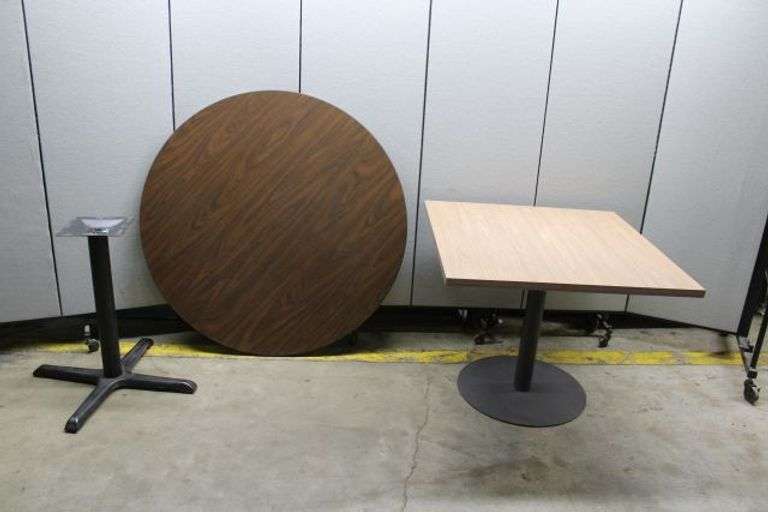 Round Table/Square Table - Auction Ohio