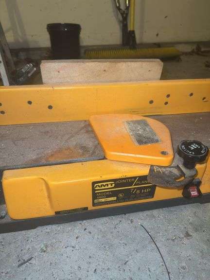 Craftsman bench grinder, craftsman router, etc. - Auction Ohio