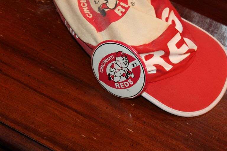 Cincinnati Reds Baseball Cap & Button - Auction Ohio