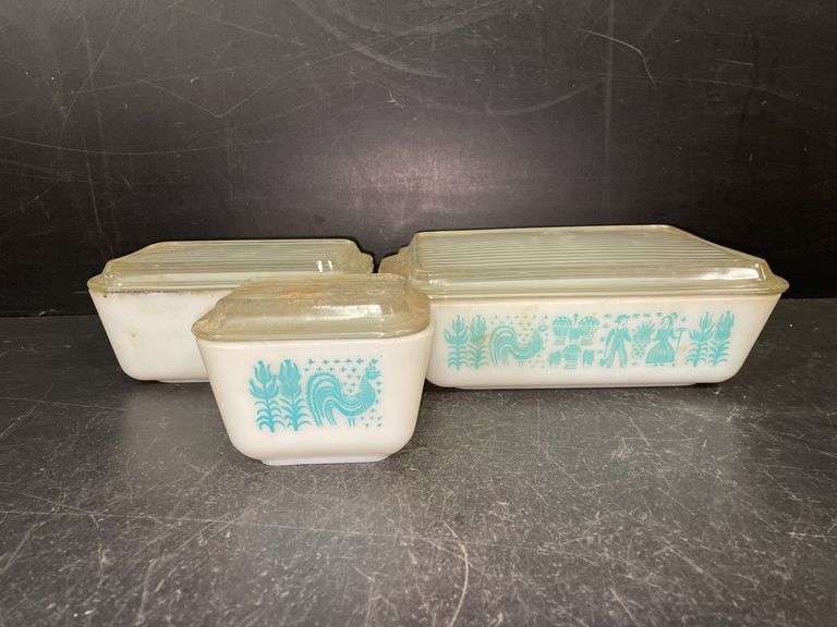 Pyrex refrigerator set - Auction Ohio