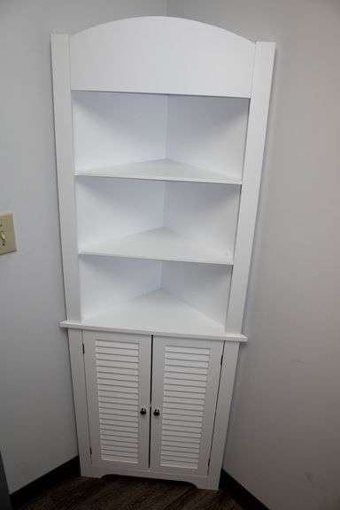 White Corner Bookcase - Auction Ohio