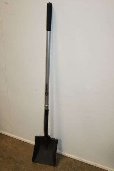 Silverback Square Head Shovel - Auction Ohio
