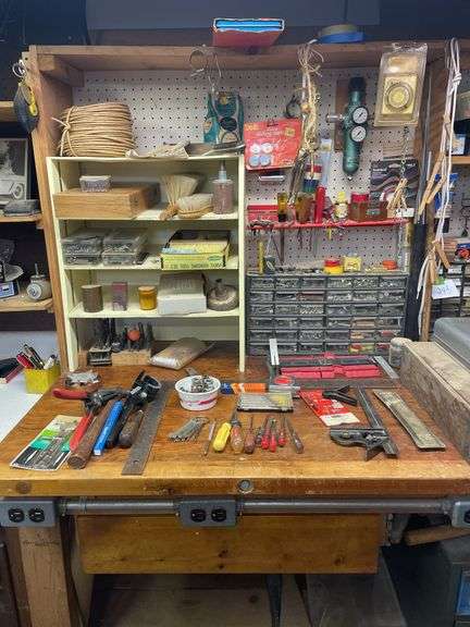 Workbench contents - Auction Ohio