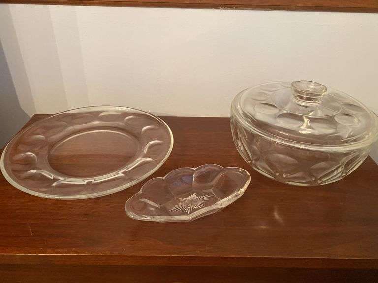 Pyrex teardrop casserole dish with lid - deviled egg plate - glass ...