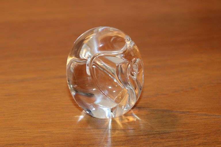 Steuben Glass Paperweight - Auction Ohio