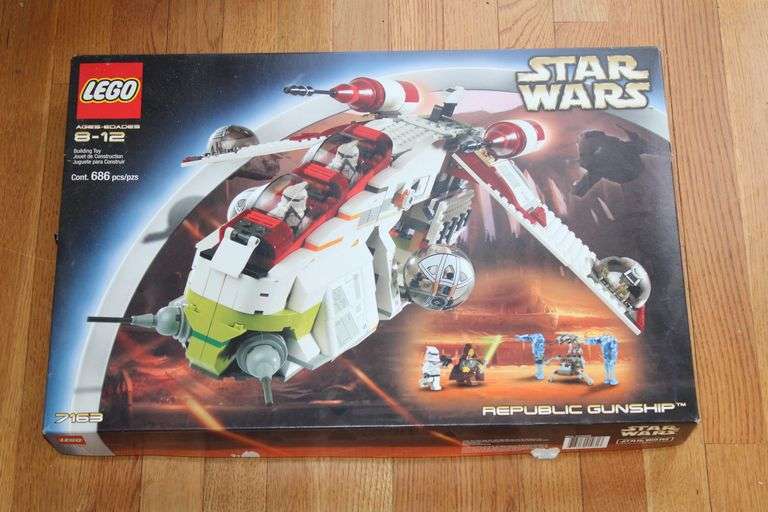 LEGO 7163 Star Wars Republic Gunship - Auction Ohio