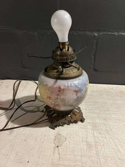Lamp - Auction Ohio