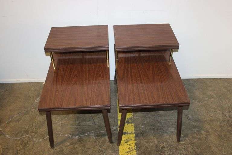 MCM Tiered Side Tables - Auction Ohio