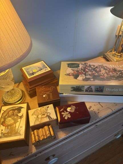 Byers Carolers risers, wood boxes - Auction Ohio