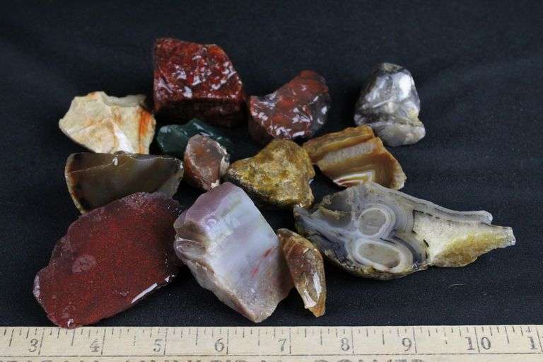 Agates, 1 lb 9 oz - Auction Ohio