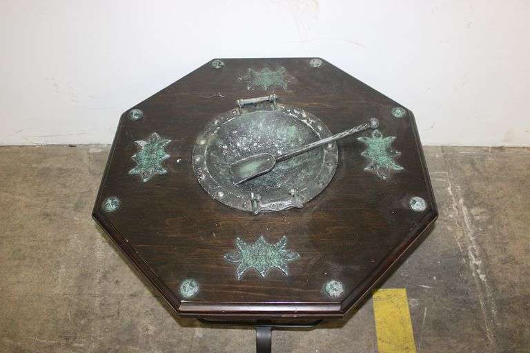 Brazier Coffee Table - Auction Ohio
