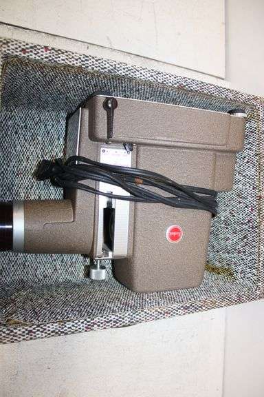 Vintage Kodak Projector - Auction Ohio