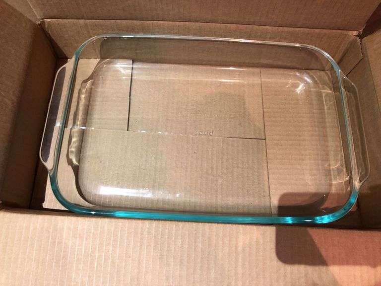 Glass Bakeware & Storage Lids - Auction Ohio