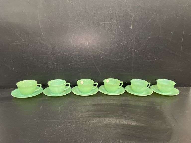 Fireking Jane Ray Jadeite - Auction Ohio