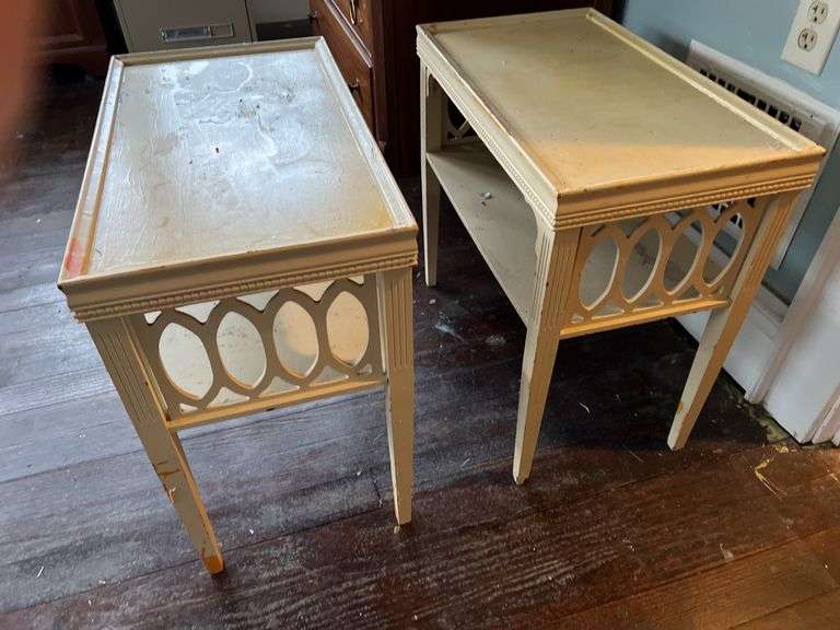 End Tables - Auction Ohio
