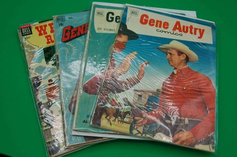 (4) Vintage Comics: (3) Gene Autry & (1) Western Roundup - Auction Ohio