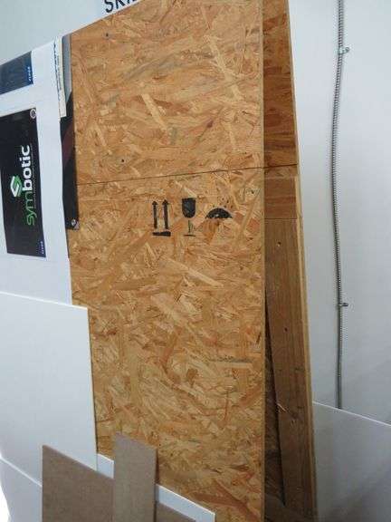 Material & Rack - Auction Ohio