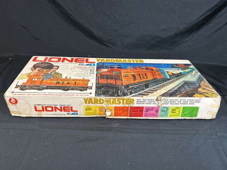 Lionel Yardmaster Electric Train Set - Auction Ohio