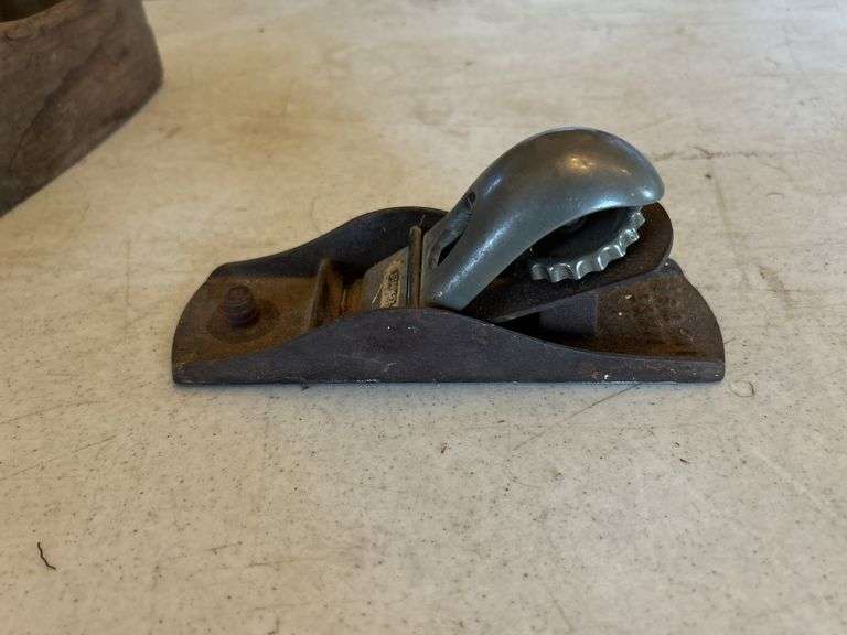 Lot of Three Vintage Hand Planes - Auction Ohio