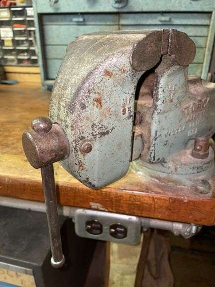 Torco vise - Auction Ohio
