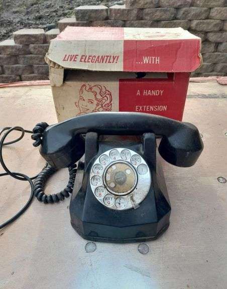 Vintage American Electric phone - Auction Ohio