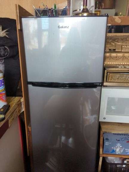 Galanz Stainless Steel Finish Mini Fridge - Auction Ohio