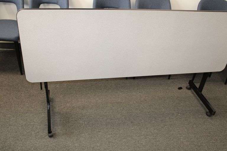 Portable Folding Table - Auction Ohio