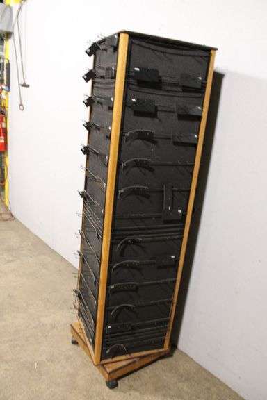 Rotatable Retail Shelving Unit - Auction Ohio