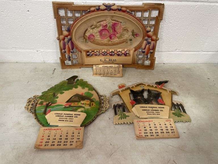 Vintage calendars - Auction Ohio